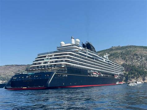 U Dubrovnik Uplovio Luksuzni Kruzer Explora I Dulist