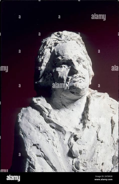 De Balzac Honore Statue Rule Par Falguiere ©archives Zephyropale