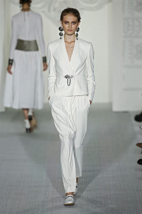 Daks Ready To Wear Spring Summer 2017 London Nowfashion