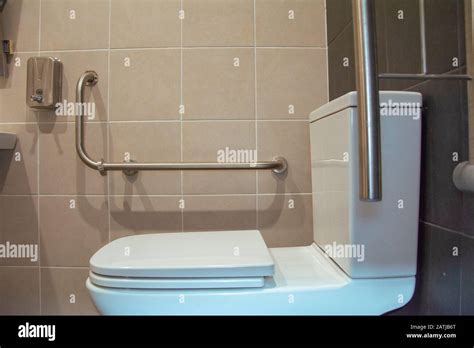 Behinderten Wc Stockfotos Behinderten Wc Bilder Alamy