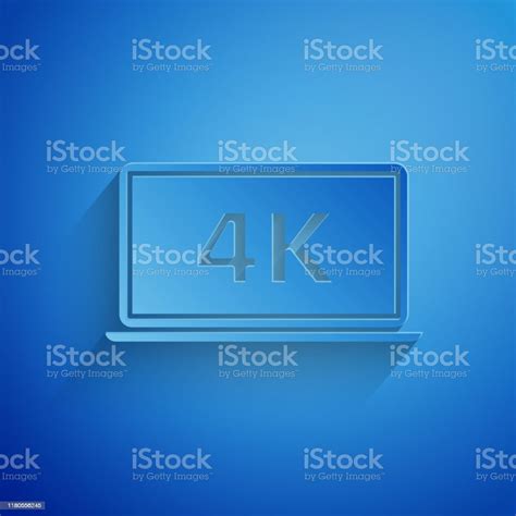 剪紙 筆記本電腦螢幕與 4k 視頻技術圖示隔離在藍色背景紙藝術風格向量插圖向量圖形及更多互聯網圖片 互聯網 商務 多媒體 Istock