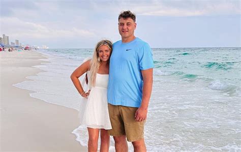 Who Is Ethan Driskells Fiancée Sydney Porter All About Nfl Stars