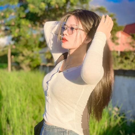 ច្នៃខោកាប៊ួយជាស្រោមជើងនិងសំពត់cute🌸 អុន សុភា Un Sophea