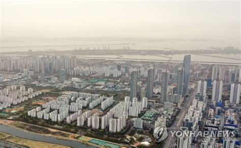 황색 미세먼지 가득 찬 송도국제도시 연합뉴스