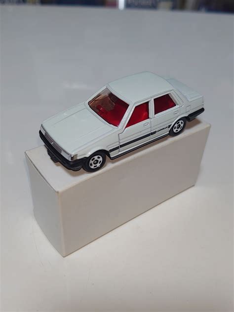 【目立った傷や汚れなし】トミカ32 4 ①トヨタカローラセダンカローラフェア特注品）日本製 黒箱の落札情報詳細 ヤフオク落札価格検索