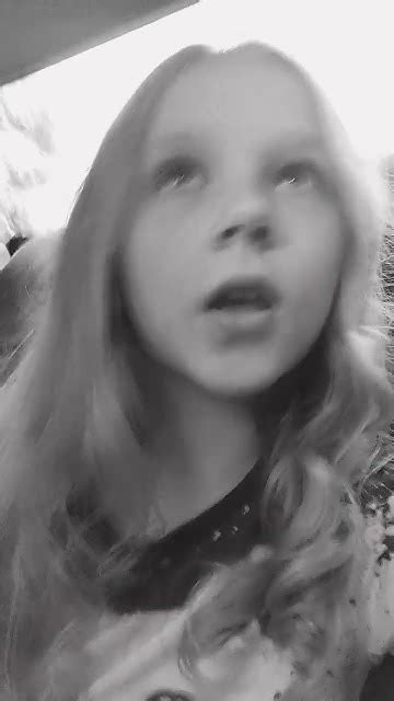 показала😂🤣 Youtube