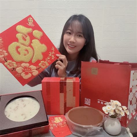 冬菇婷🍄dongu Ting · 🇭🇰 852 位於大圍城河道 日系簡約嘅裝潢樓高兩層 上層設有塌塌米下層普通座位 亦有室外座位可以