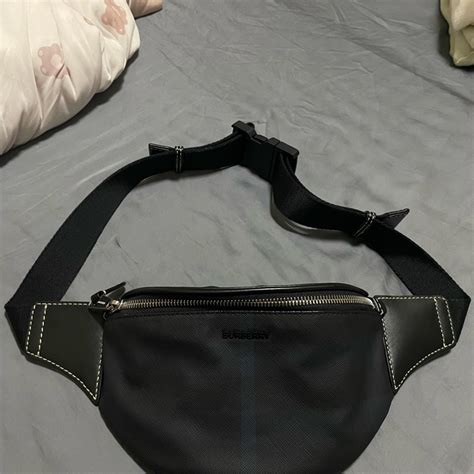 Burberry 腰包｜popchill 拍拍圈
