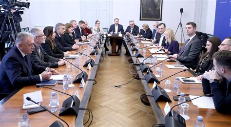 U Hrvatskom saboru održan okrugli stol Slobodna nedjelja i