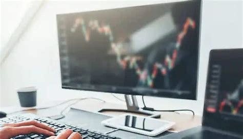 Stock Market इन 3 शेयरों में निवेश का शानदार मौका कमा सकते हैं 24