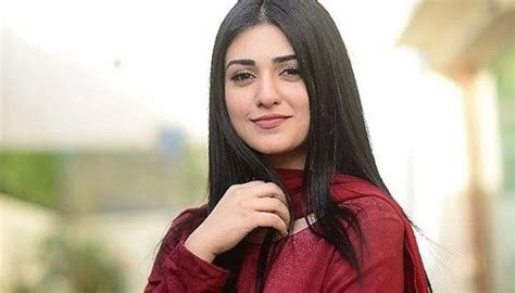 ہم کہاں پیدا ہوئے۔۔اداکارہ سارہ خان کا اہم انکشاف۔۔۔؟