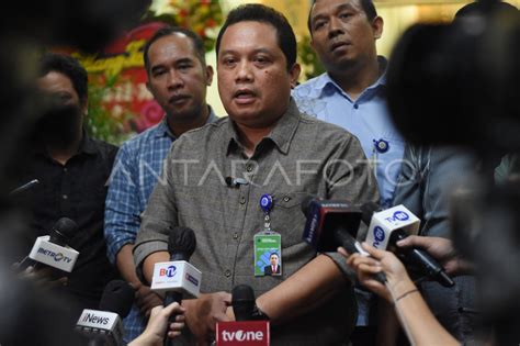 KPK Geledah Kantor Kemnaker ANTARA Foto