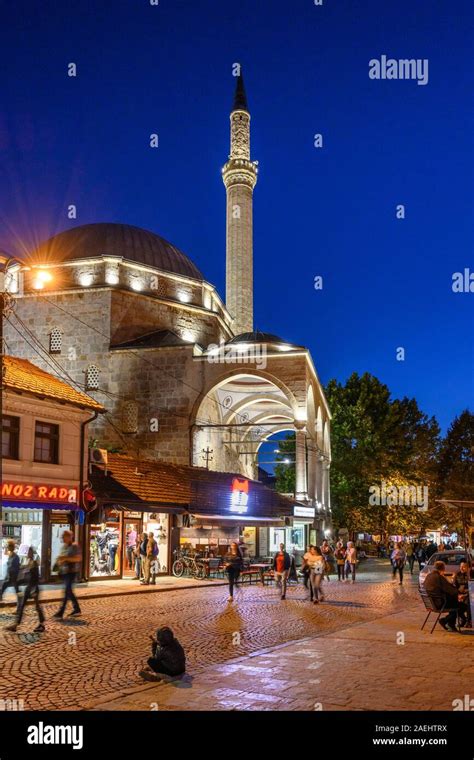 Das Minarett Der Ibrahim Pasha Moschee In Der Altstadt Von Vlkygl