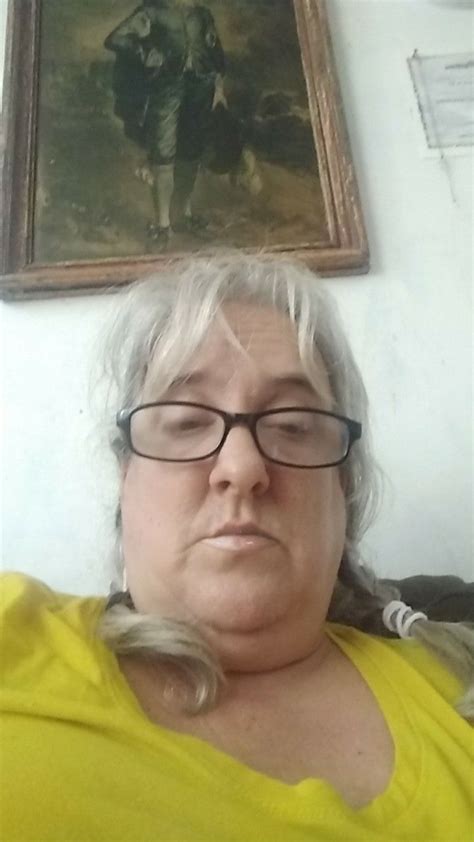 Pin By Karen Gilley On Lorilie Dating Older Women Rectangle Glass Older Women