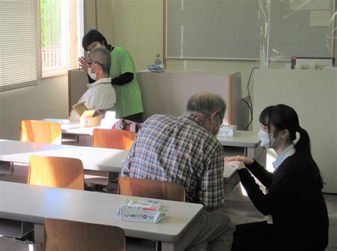 公衆衛生看護活動論Ⅱ：「フレイルチェック会」を開催しました｜学生・教員の声｜授業風景｜過去のイベント報告 神戸市看護大学