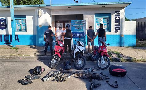 Calzada Detienen A Dos Jóvenes De 16 Y 21 Años Por El Robo De Una Moto