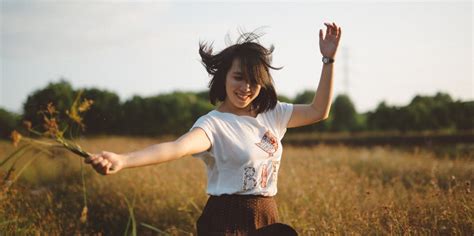 How To Love Yourself And Build Self Esteem By Questioning Your Limiting