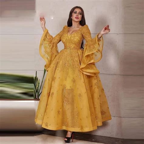 Robes De M Re De La Mari E A Ligne Manches Longues Et Col En V