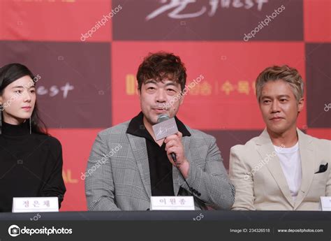 Left South Korean Actress Jung Eun Chae Actors Lee Won — Stock
