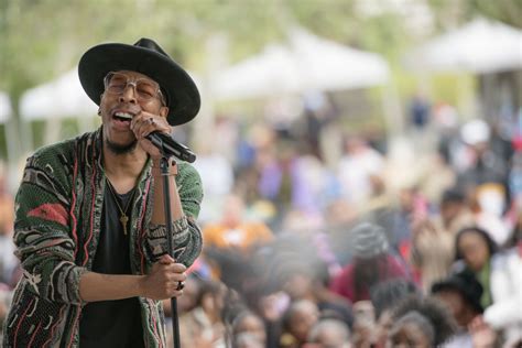 DEITRICK HADDON The Voices Of Unity DROP TRACK