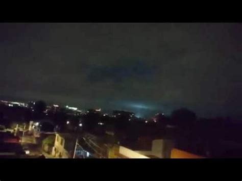 Qué son las extrañas luces en el cielo mexicano durante el terremoto