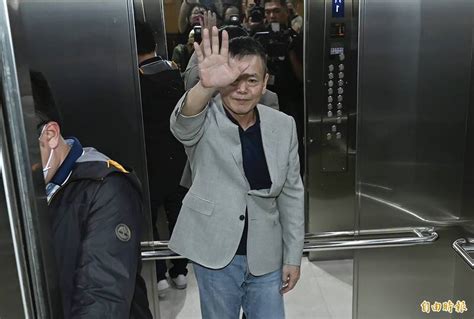 交棒徐欣瑩！侯友宜拍林為洲肩膀：兄弟咱作伙打拚 自由電子報 Line Today