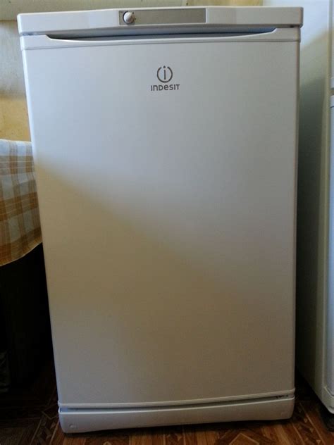 Морозильник Indesit SFR 100 — купить в интернет-магазине ОНЛАЙН ТРЕЙД.РУ