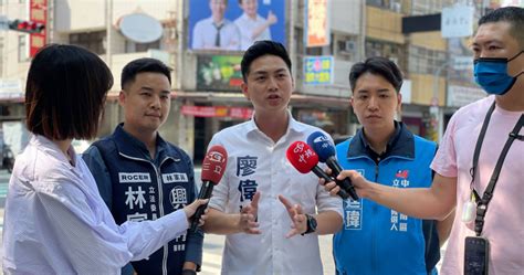 全國首面「你的蛋蛋健康嗎？」看板上架 廖偉翔轟：陳吉仲荒誕 政治 Ctwant