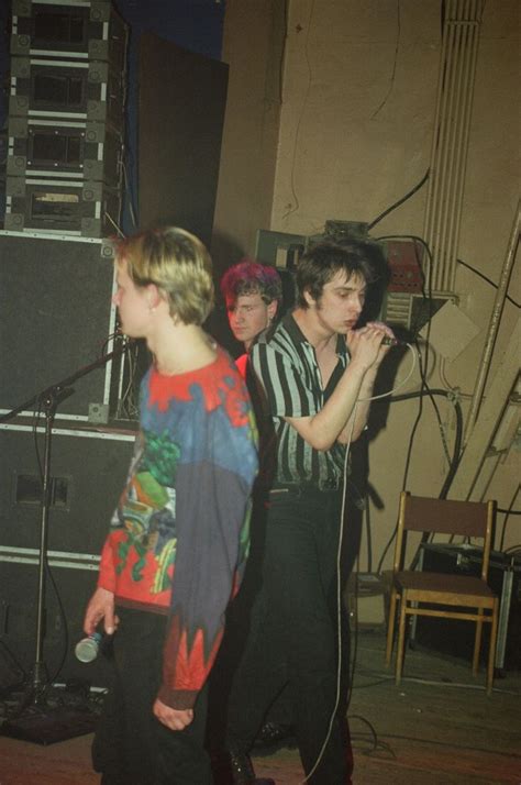 Пин от пользователя хворый чёрт на доске шуты Певцы Парни панки Стиль панк рок