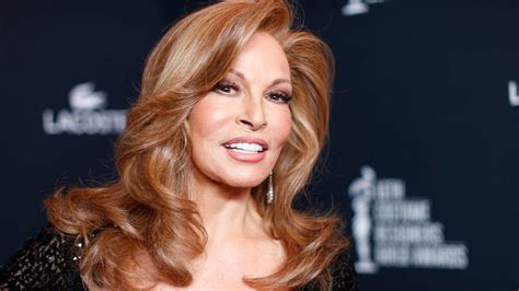 Raquel Welch Sex Symbol In 1960s 70s Films Dies At Age 82 Kfi Am