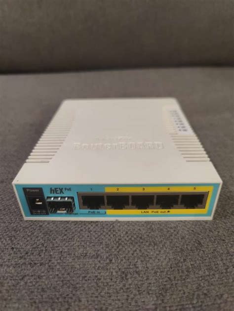 Hubs And Switches Mikrotik Hex Poe 5 Port Gigabit 1sfp Poe Out Desktop Router Rb960pgs For
