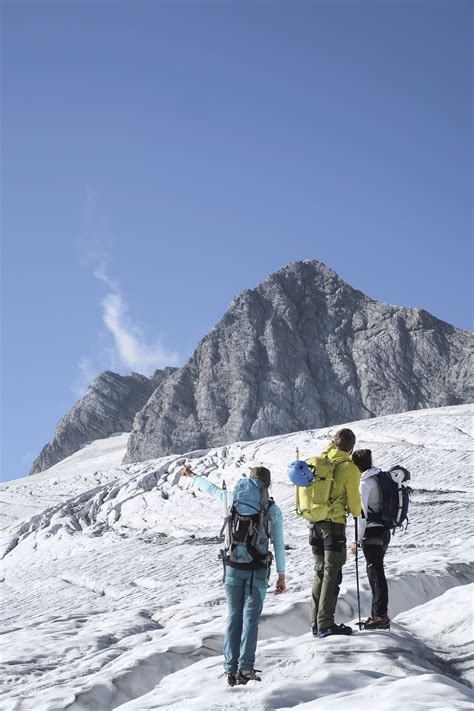 Dachstein mit Bergführer Der Geheimtipp am Dachstein ANIMONT