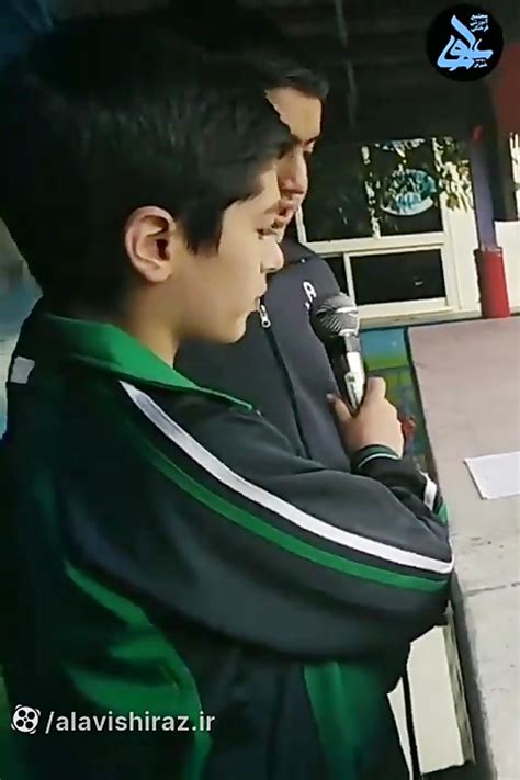 اجرای دانش آموزی مراسم صبحگاه