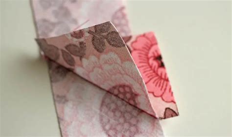 How To Make Bias Binding In Two Ways The Creative Curator