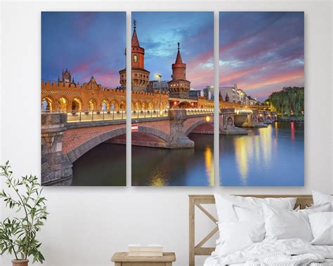 Модульная картина на холсте из трех частей Триптих Берлинский городской пейзаж 156x100 см M3 Xl