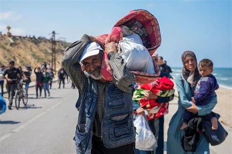 Israeli Military Warns Palestinians Not To Return To War Torn Northern