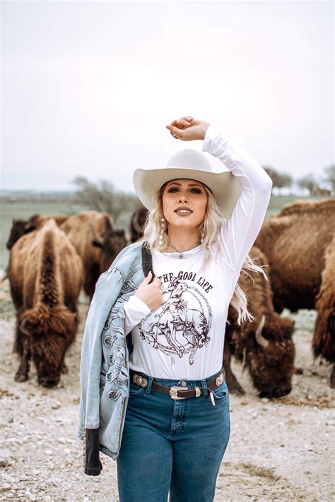 Photoshoot With Buffalo Western Fashion Fashion Photoshoot Western
