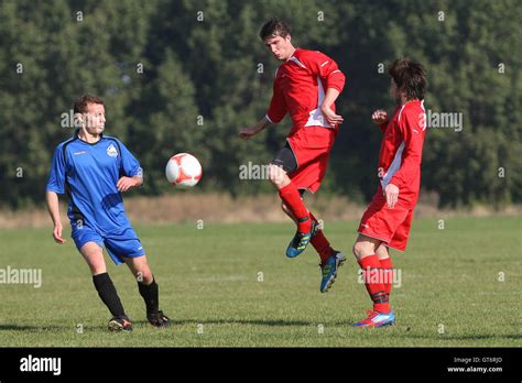 Angel And Crown Red Vs Regents Park Rovers Hackney And Leyton Sunday