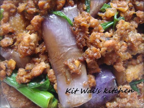 Kit Wais Kitchen 酱烧茄子煲 ~ Chili And Garlic Eggplant