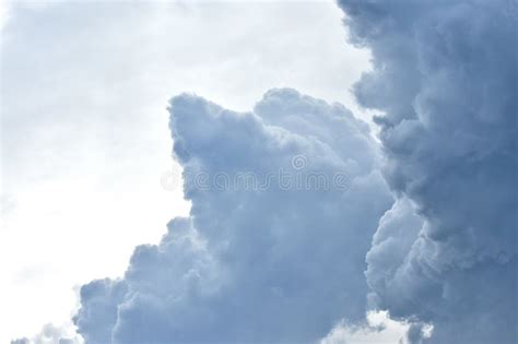 Nuage De Nimbus De Cumulo En Namibie Photo stock Image du ciel extérieur