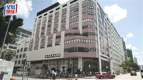 醫療事故︱七旬翁法國醫院動膝手術 部分引流管遺留體內 覆診才發現