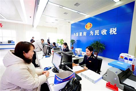 China May Cut Taxes Fees By Usd1582 Billion In 2022 Less Than Last