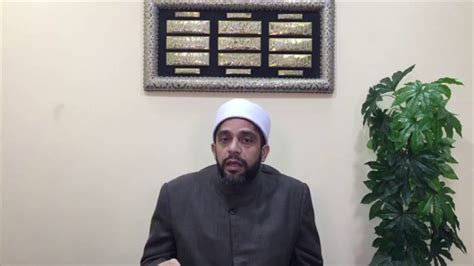 هل يجوز قراءة القرآن من الهاتف أثناء فترة الحيض؟ Youtube