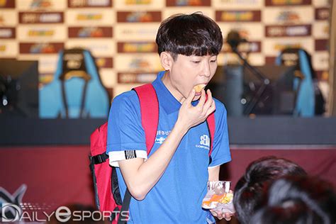 포토 전대웅 카트리그도 식후경