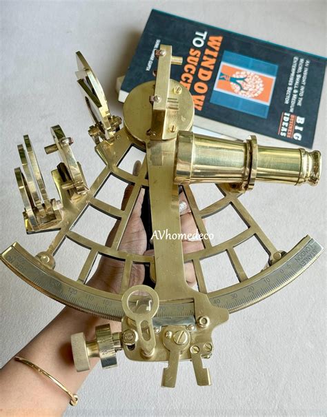 Handmade Brass Nautical Sextant Marine Captain Sextant Astrolabe Ship Navigation Instrument