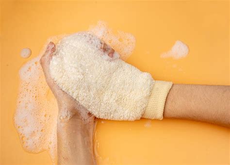 Bath Glove Natural Beige Wash Mitt For Spa Massage Healthy Skin