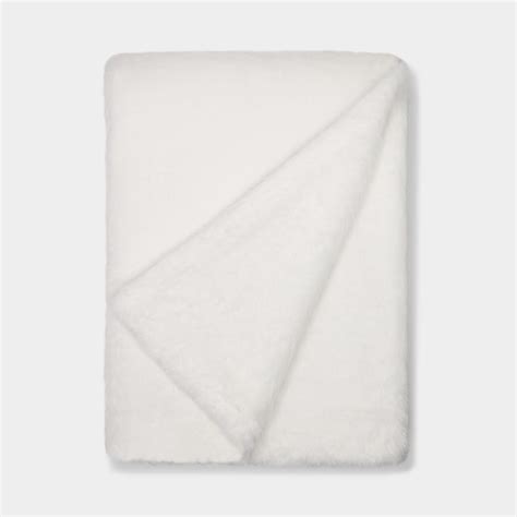 Lanai Throw 50 X 70 Blanket Ugg®