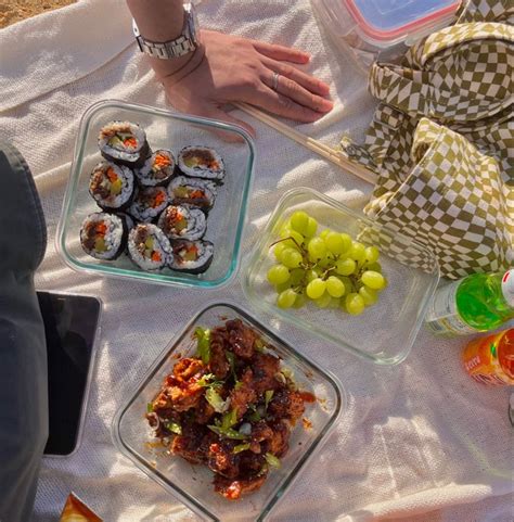 Beach Picnic In 2023 Picnic Foods Picnic Food Picnic Menu