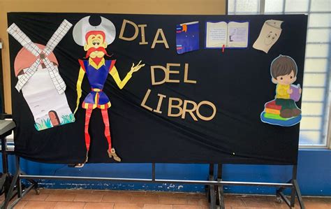 Liberación De Libros Y Desfile De Personajes Literarios En El Ctp De