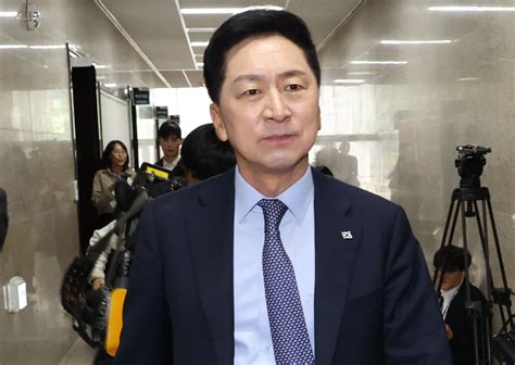 김기현 혁신위 ‘인물난 “전권 없는 임시 조직” 비판도 서울신문